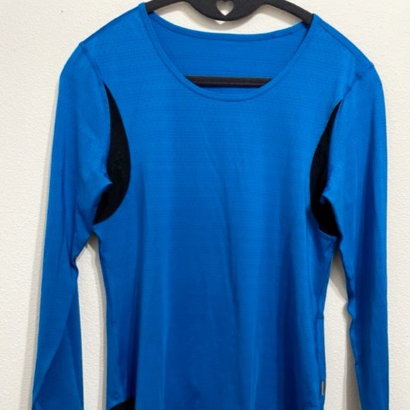 Lucy | Tops | Lucy Activewear Top Perforated Mesh Vented Underarms See ...